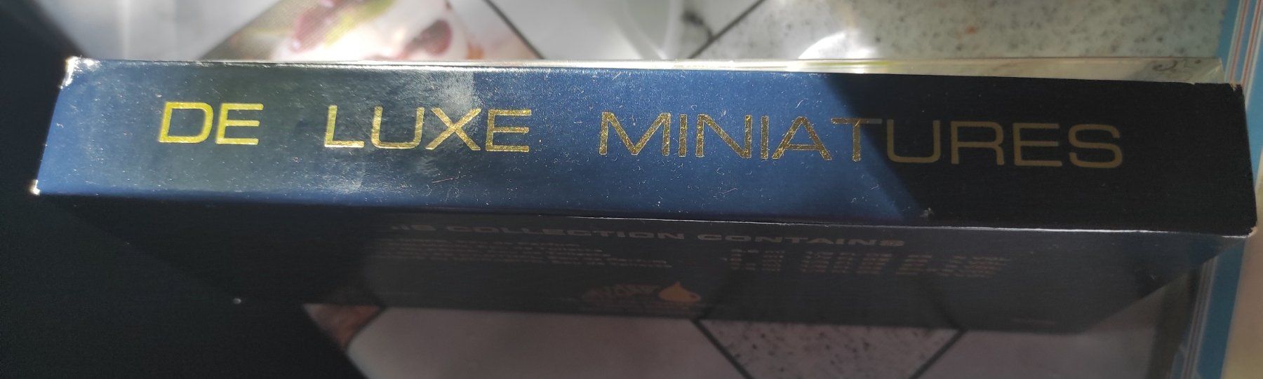 Set de 5 miniatures de parfum (Neu und originalverpackt) in Renens VD ...