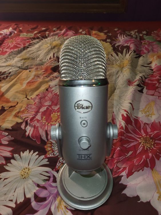 Microphone Blue Yeti [THX Edition] (Gebraucht) in Châtel-sur ...