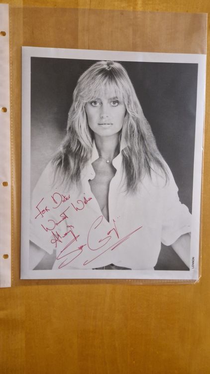 Susan George, Original Autogramm auf Grossfoto in s/w (Gebraucht) in ...