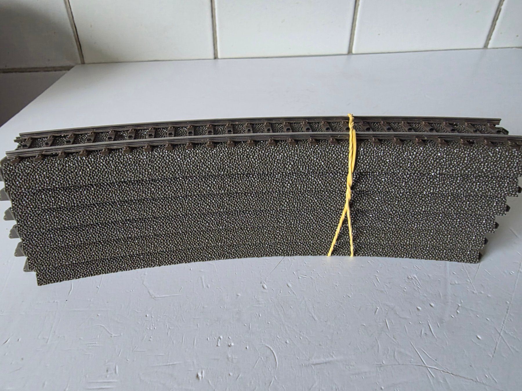 Märklin C-Gleis 6 Stück gebogen, 24224, R 2,Weichenausgleich (Gebraucht ...