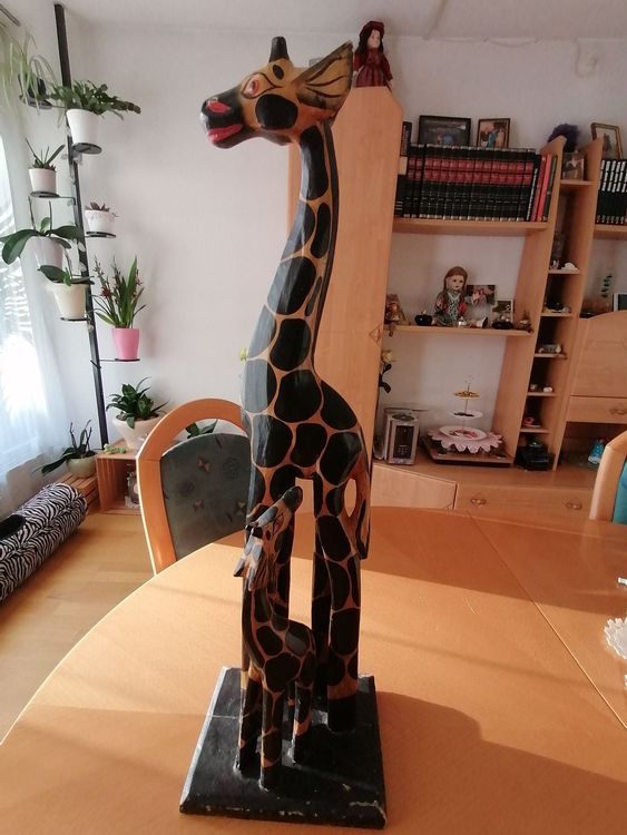 Giraffe mit Jungen aus Holz (Gebraucht) in Ostermundigen für CHF 2 – mit Lieferung auf Ricardo ...