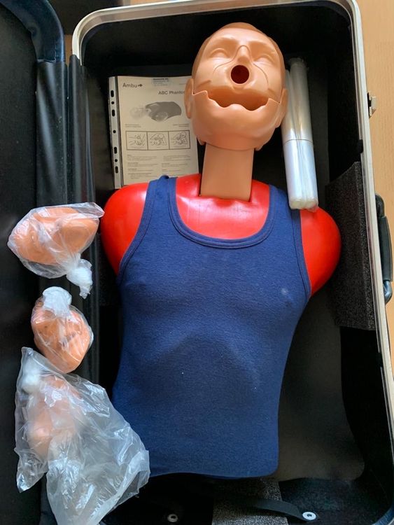 Ambu Nothelfer Puppe | Kaufen auf Ricardo