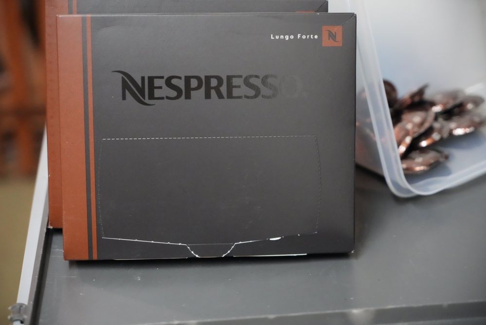 Caffee Maschine Nesspresso 9737 (Gebraucht) in für CHF 130 – nur ...