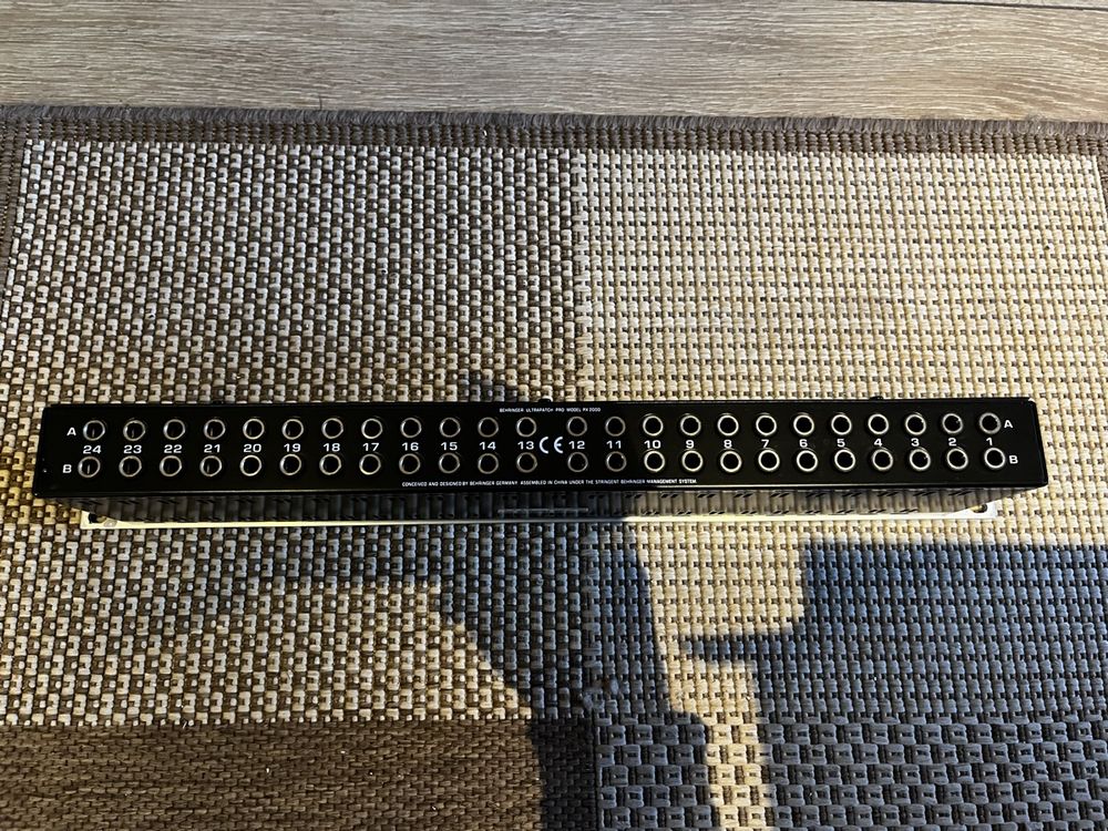 Behringer PX2000 Ultrapatchbay (Gebraucht) in für CHF 34 – mit ...