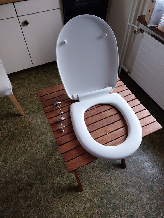 WC-Deckel weiss, gedämpft, hochwertig | Kaufen auf Ricardo