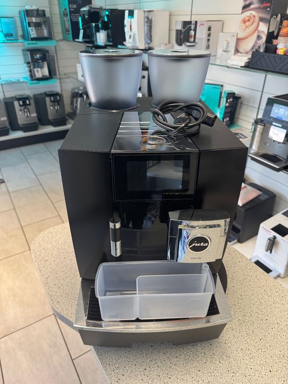 JURA GIGA X8c Professional (Gebraucht) in Tegerfelden für CHF 3000 – mit Lieferung auf Ricardo ...