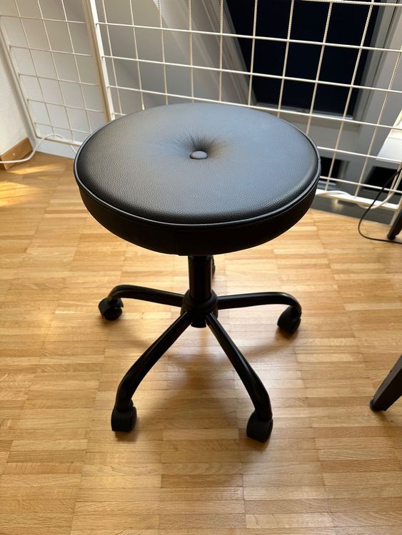 Büro Hocker auf Rollen (Ikea BLYKOBB) (Gebraucht) in Luzern für CHF 18 ...