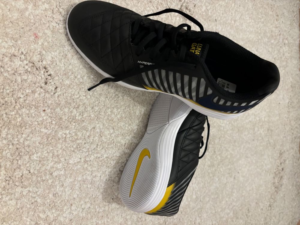 Chaussures de foot Nike Hypervenom Phelon IC Gr. 45 (Neuf (Voir ...