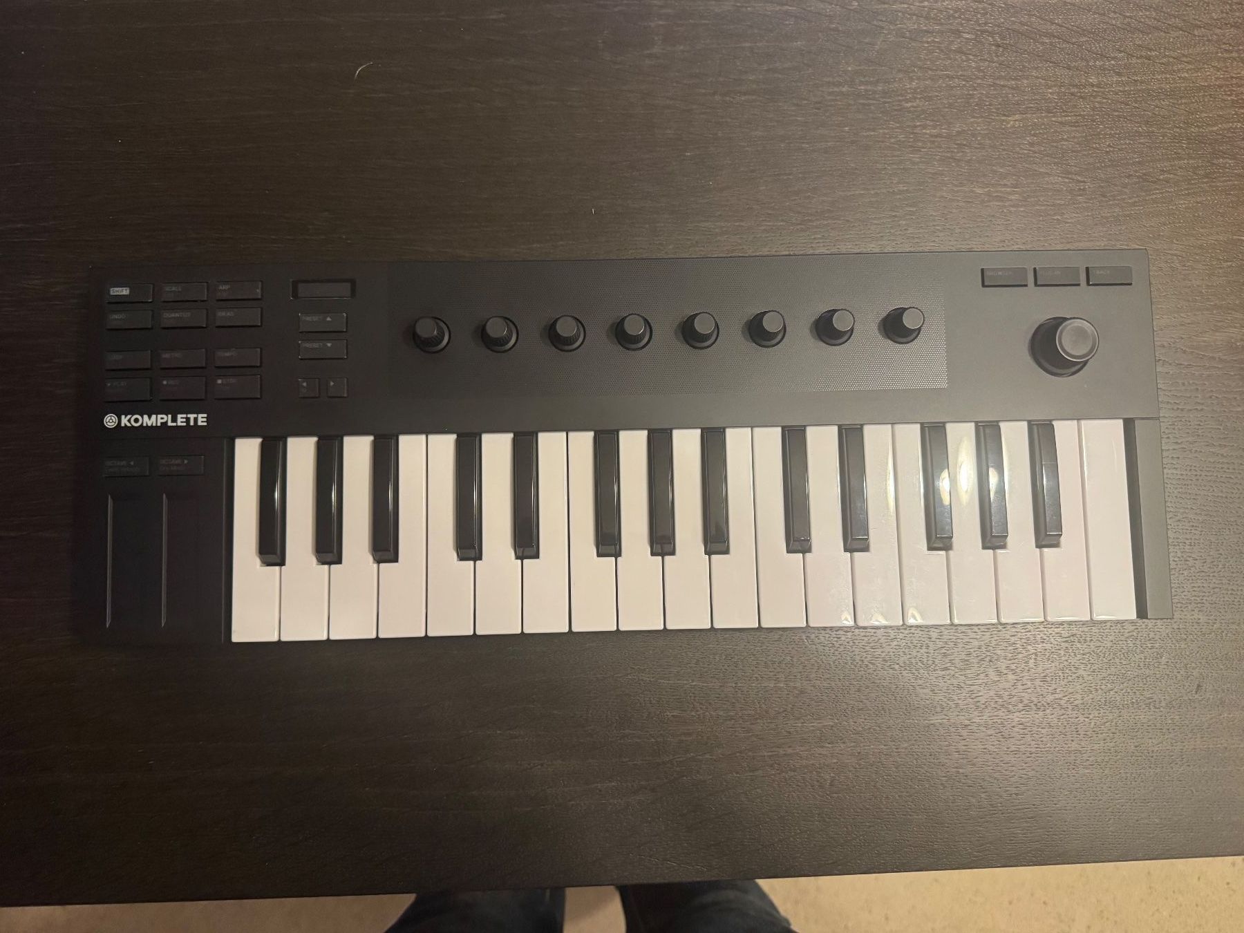Native Instruments KOMPLETE KONTROL M32 HW (Gebraucht) in Hendschiken ...