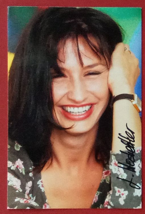 Isabelle Hostettler Autogramm signiert Fotopostkarte 10x15cm | Kaufen ...