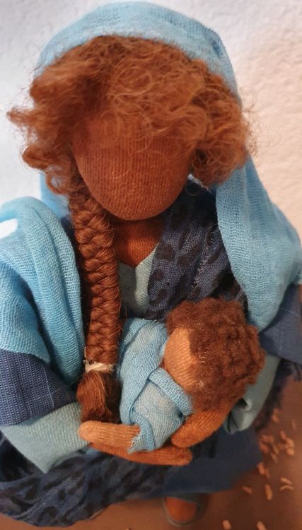 Krippenfigur Schwarzenberg: Maria mit Jesuskind | Kaufen auf Ricardo