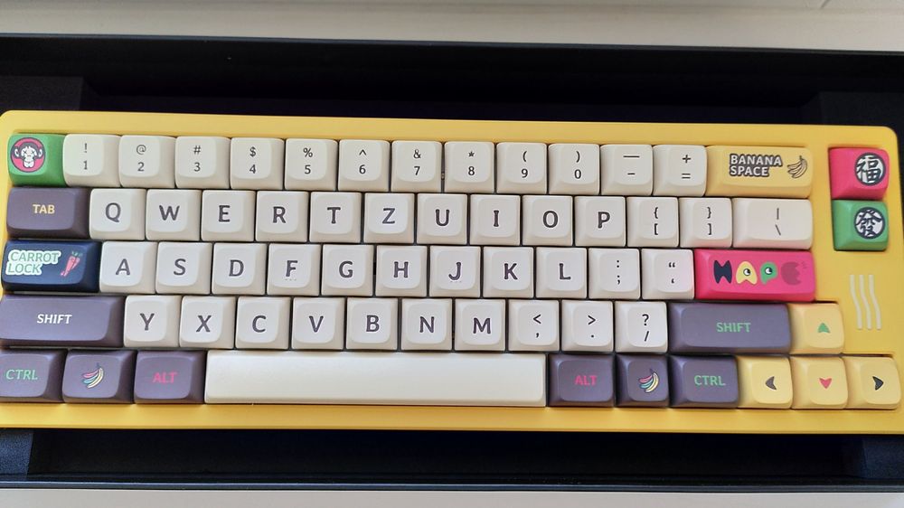 IQUNIX Q66 Happy Ape Wireless Mechanical Keyboard Mechanisch (Neu ...