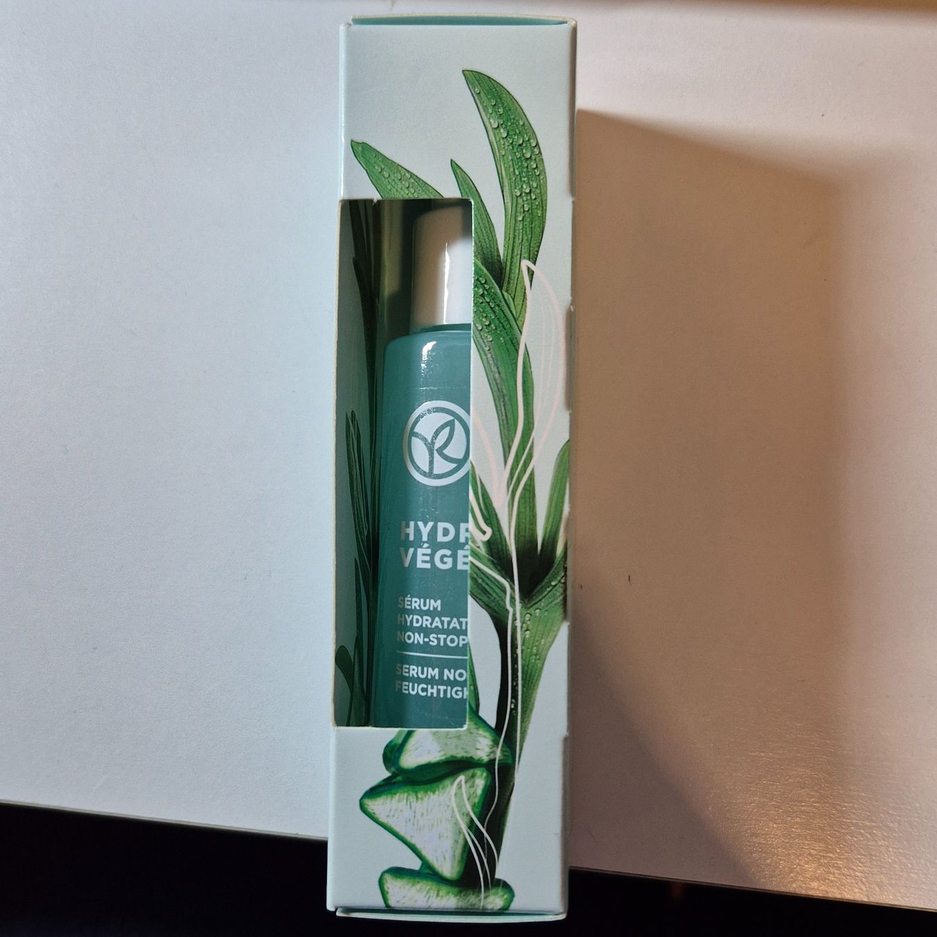 Yves Rocher Hydra Végétal Serum Non-Stop Feuchtigkeit 30ml (Neu und ...