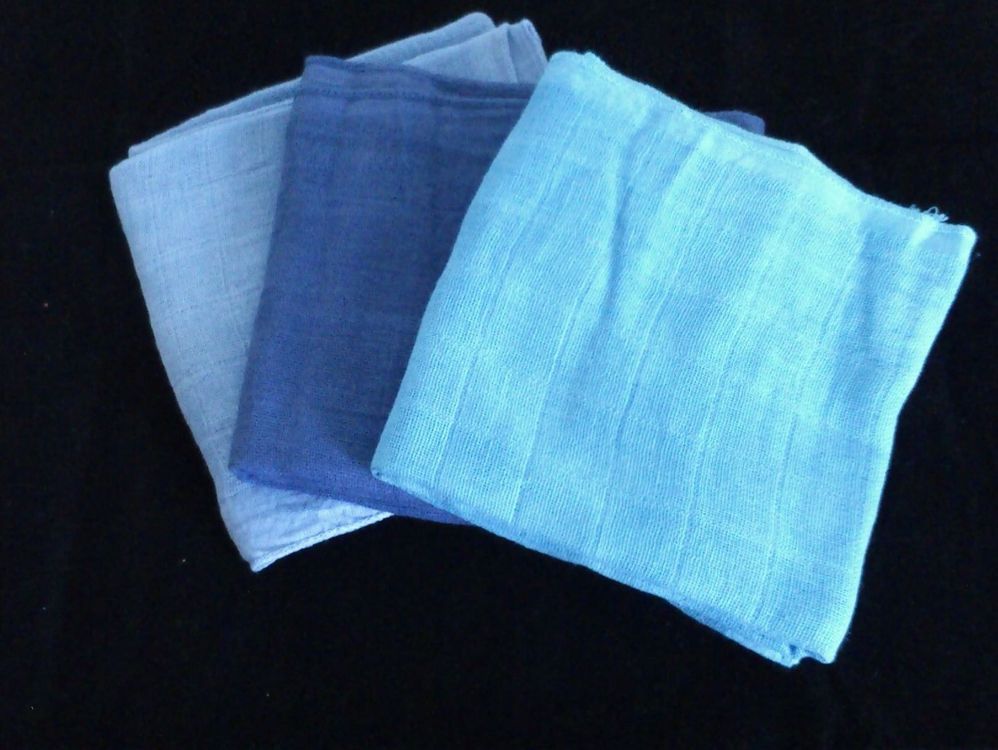 Nuschi in 3 Blautönen NEU (Neu und originalverpackt) in Luzern für CHF ...