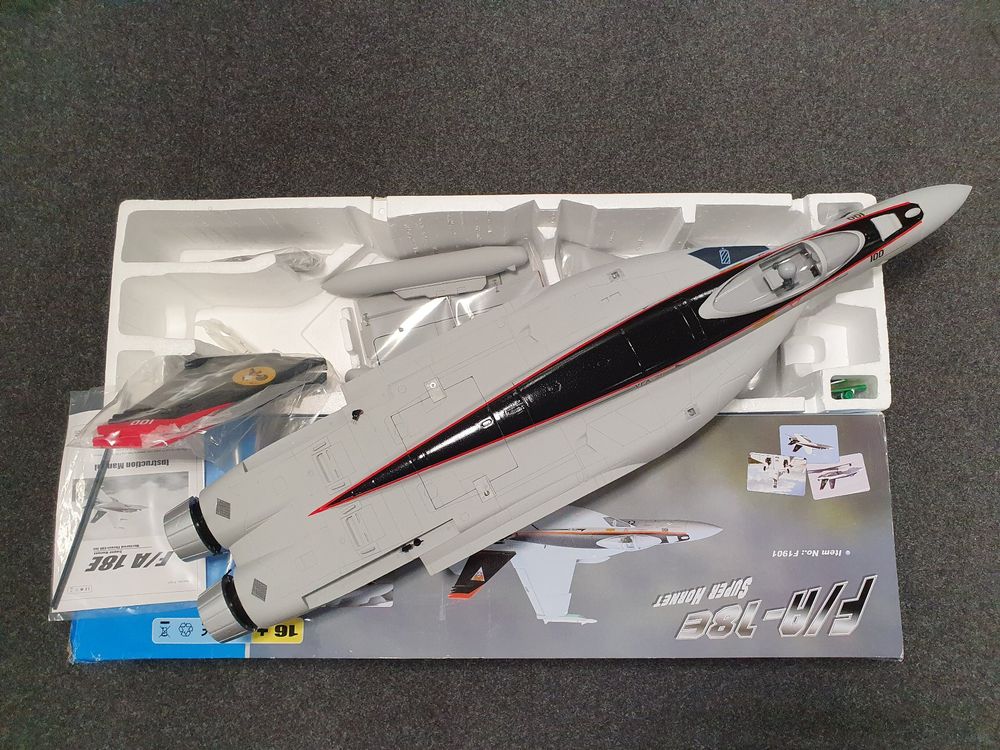 Freewing F/A-18E Super Hornet 90mm EDF Thrust Vectoring PNP (Neu und ...