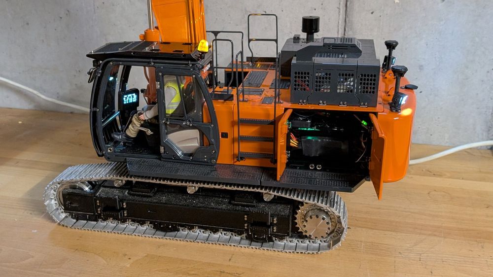 RC Hitachi 490 1:14 Vollausstattung Hydraulik Bagger (Neu (gemäss ...