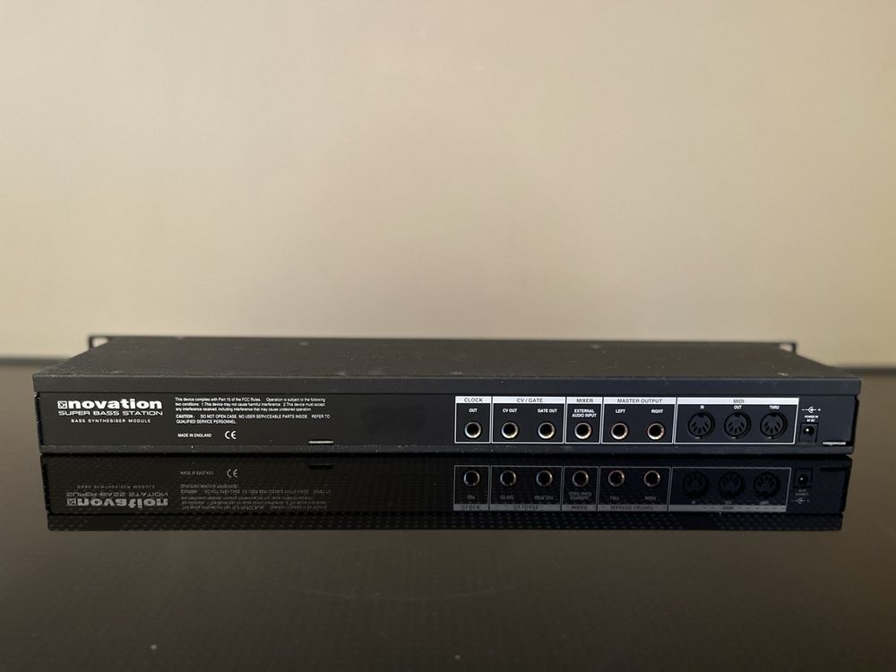 Novation Super Bass Station (analog Synthesizer) (Gebraucht) in Zug für ...