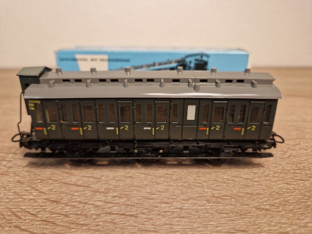 Märklin 4005 Abteilwagen 2.Kl H0 OVP (1) (Gebraucht) in St-Aubin-Sauges ...