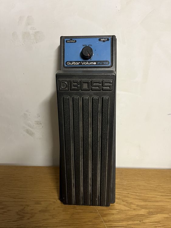 Boss Guitar Volume FV-100 (Gebraucht) in Basel für CHF 25 – mit ...