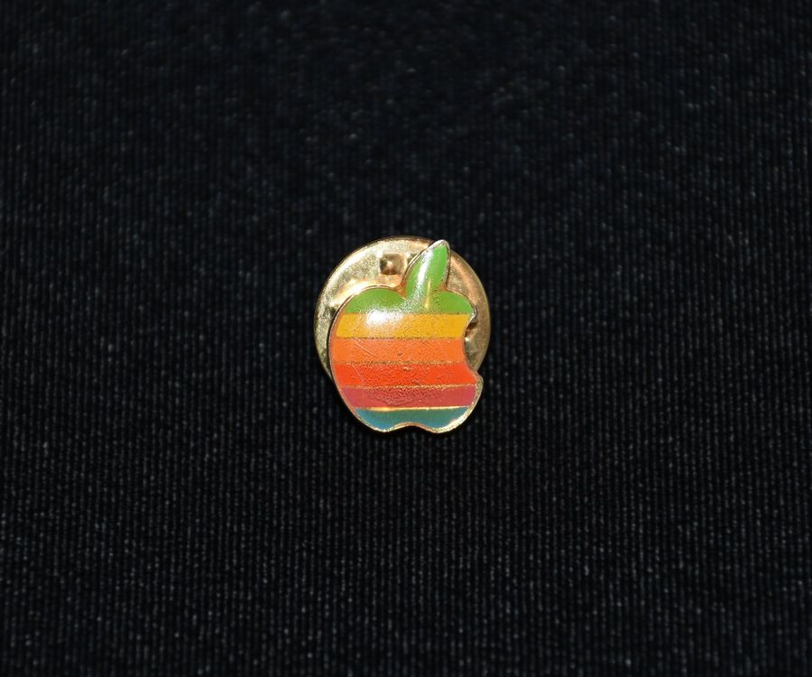 Apple Computer, Pin mit Retro-Logo | Kaufen auf Ricardo