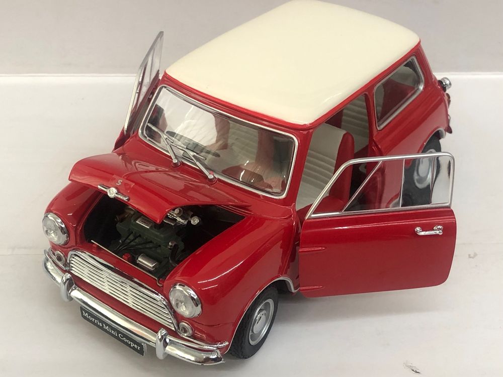 Mini Cooper rot/weiss Kyosho 1:18 Die Cast Metall Modell (Neu und ...