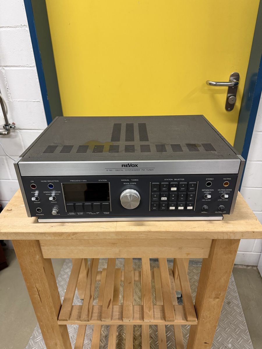 Revox B760 Digital Synthesizer FM Tuner - Defekt (Defekt) in ...