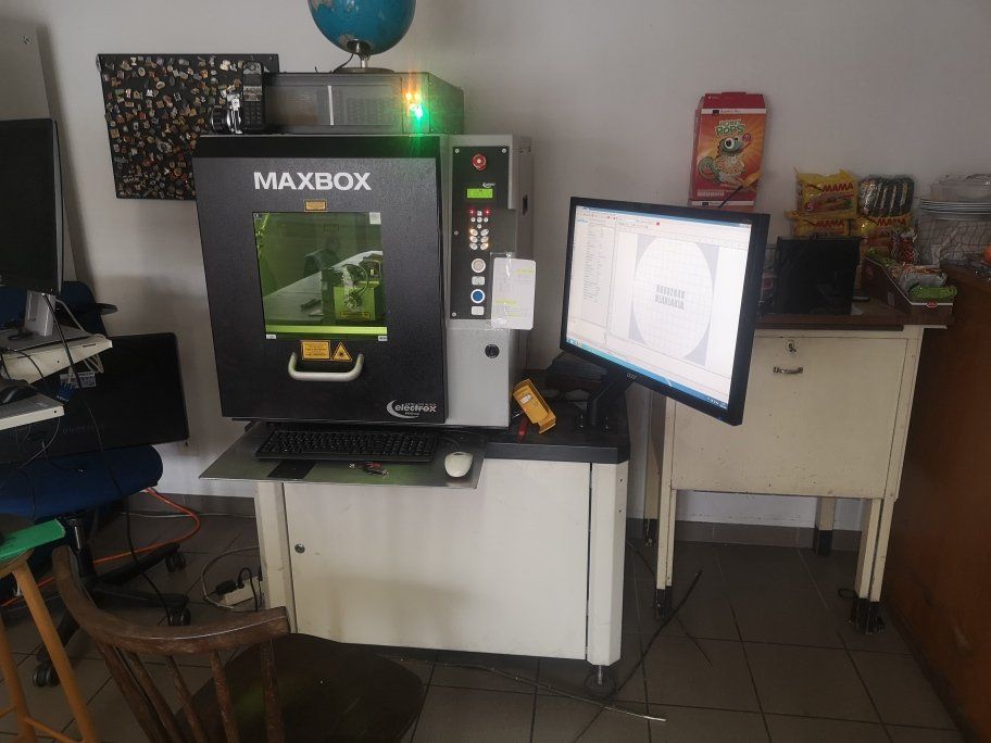 Beschriftungslaser Faserlaser Lasergravierer MaxBox | Acheter sur Ricardo