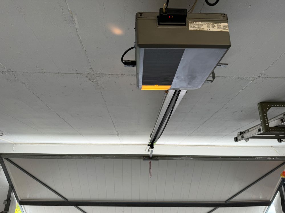 Garagentor Öffner BOSCH Toplift (Gebraucht) in Humlikon für CHF 95 ...