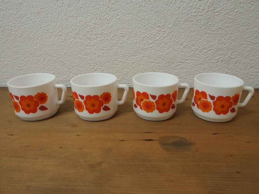 4 Tassen, 70er Jahre Retro-Vintage (Rarität) (Gebraucht) in ...
