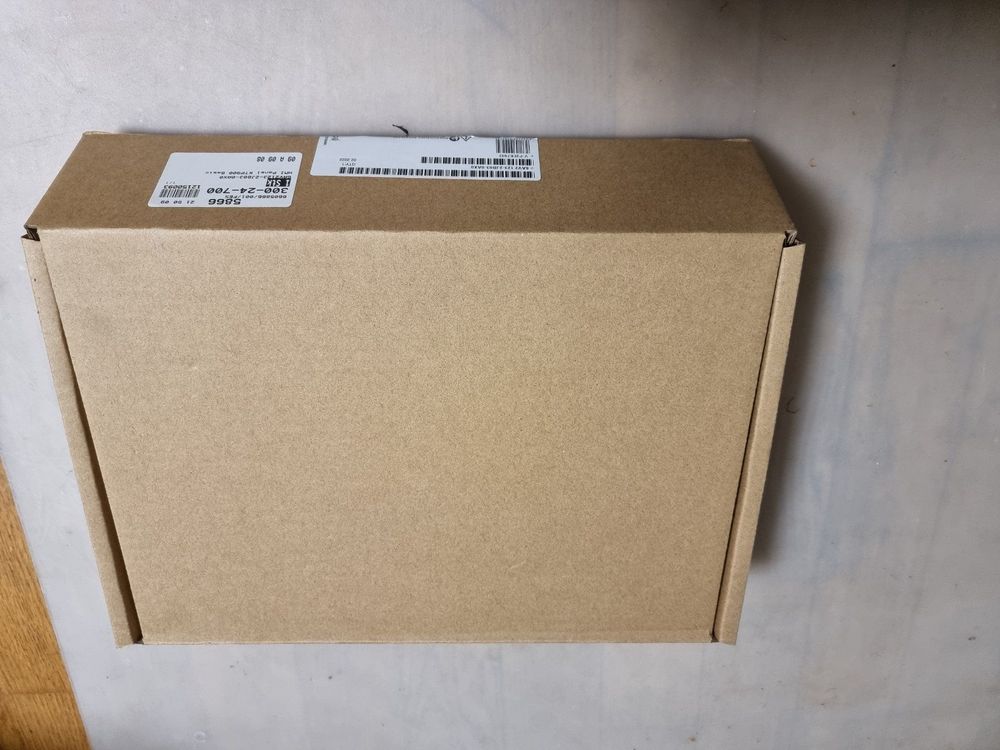 Siemens Simatic HMI Panel KTP900 Basic (Neu und originalverpackt) in ...