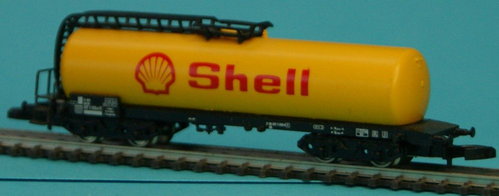 Märklin-Z: Mineralöl-Kesselwagen lang «Shell» (Gebraucht) in Killwangen ...