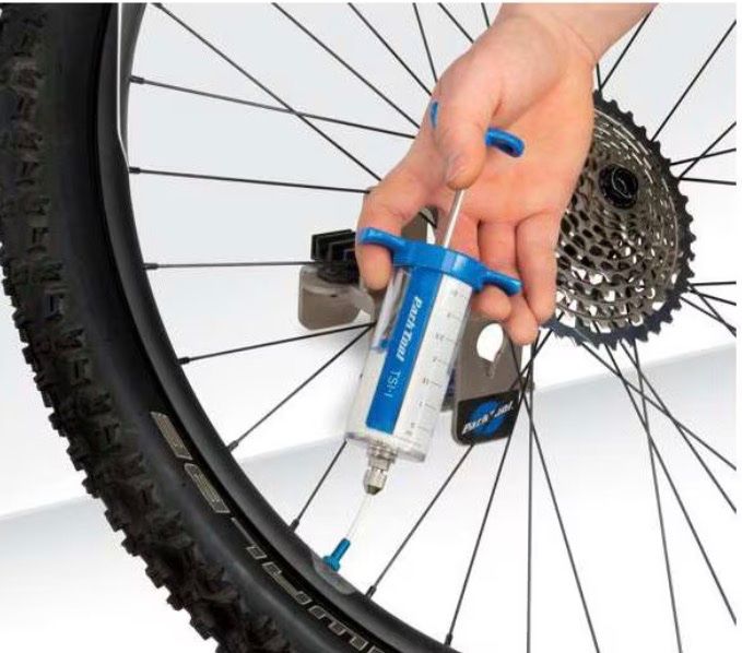 Parktool - Spritze TSI-1 Tubeless Dichtmilch Injektor - NEU (Neu und ...