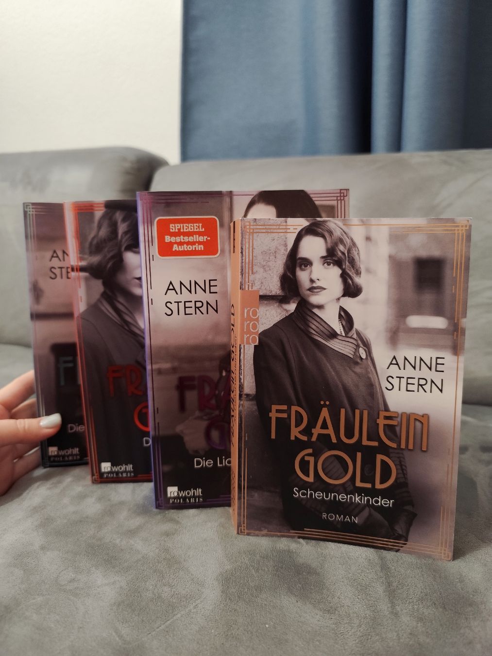 Anne Stern Fräulein Gold Bände 2,4,5,6 (Gebraucht) in Mägenwil für CHF ...