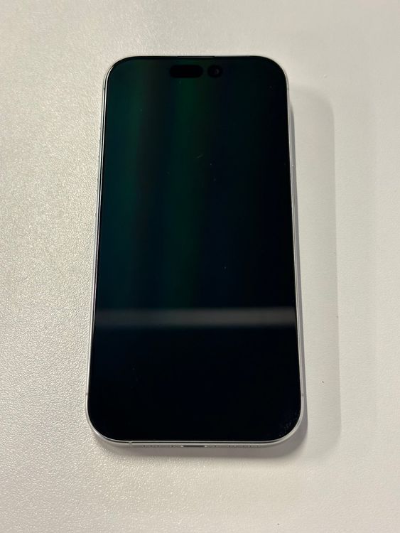 Apple iPhone 16 Pro, 128GB (Gebraucht) in Hombrechtikon für CHF 433.35 ...