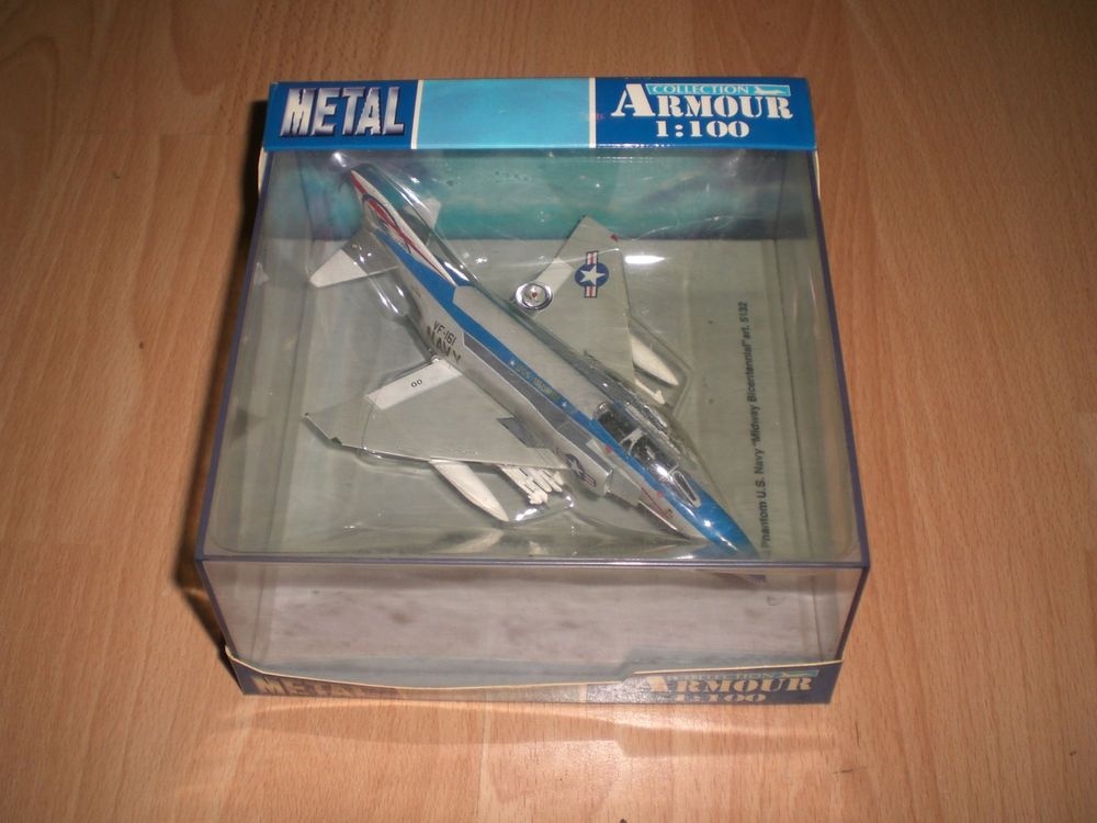 F-4 Phantom Armour 1:100 Metall (Neu und originalverpackt) in Grellingen für CHF 21 – nur ...