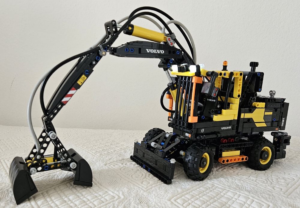 LEGO Technic Volvo Bagger EW 160 E (42053) | Kaufen auf Ricardo