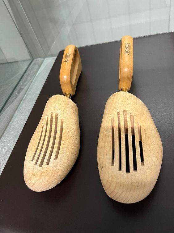 Jones Schuhspanner Holz M (42-43) von Jones The Bootmaker (Gebraucht ...