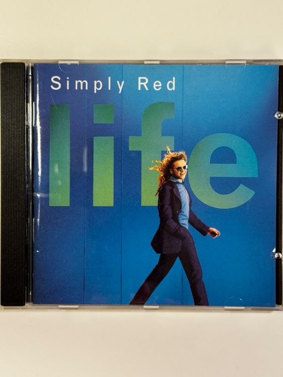 Simply Red-Life (CD) (Gebraucht) in Sissach für CHF 1.5 – mit Lieferung ...