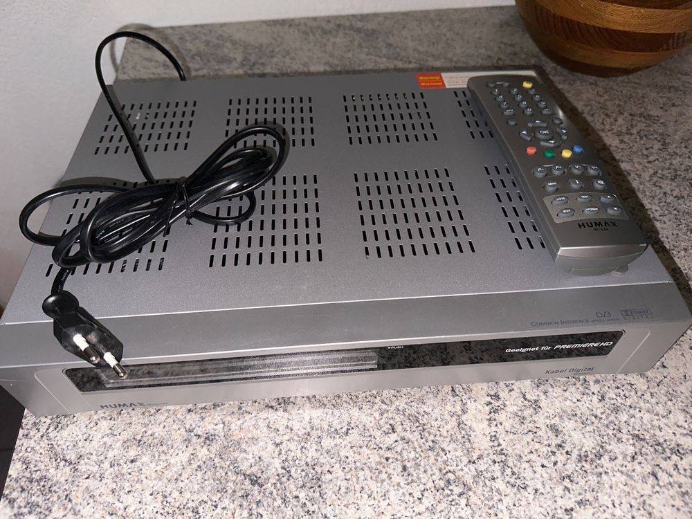 HUMAX PR-HD 1000C SAT RECIEVER (Gebraucht) in Basel für CHF 3.45 – mit ...