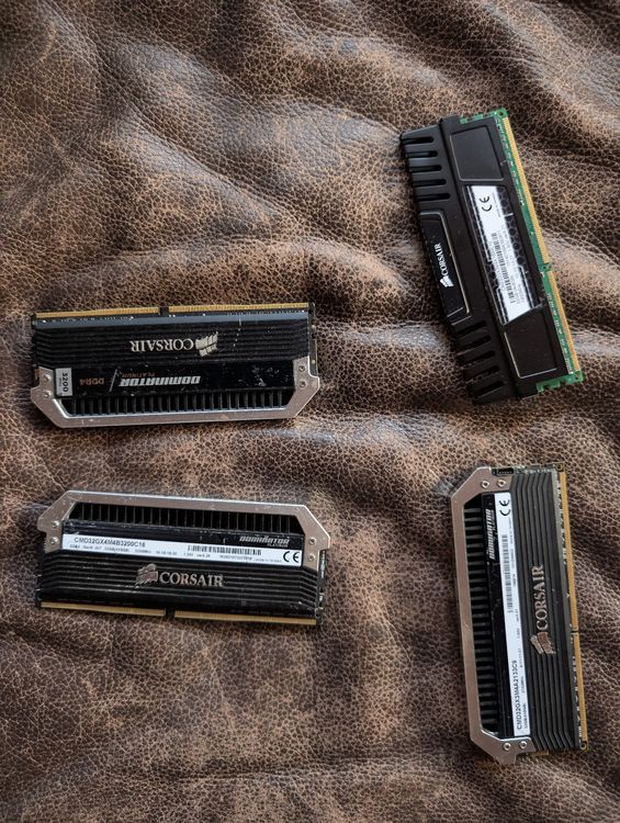 32GB DDR4 Corsair RAM (Gebraucht) in Seltisberg für CHF 20 – mit ...