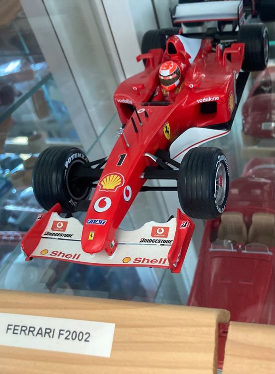Ferrari F2002 Hotwheels 1:18 Schumacher | Kaufen auf Ricardo