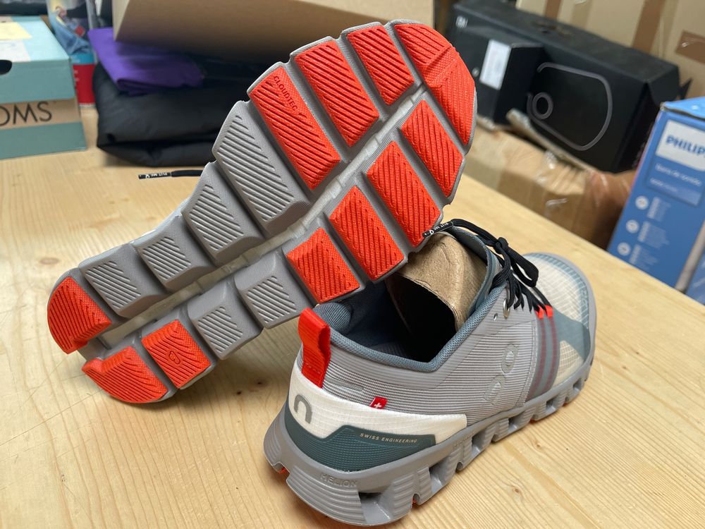 On Running Cloud X Shift - Alloy/Red (39) (Neu (gemäss Beschreibung)) in Dällikon für CHF 68 ...