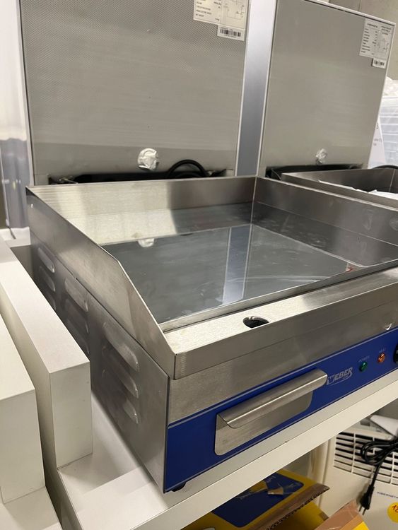 Occ. Weber Home D500 Elektro Plattengrill (Gebraucht) in Buchs SG für ...