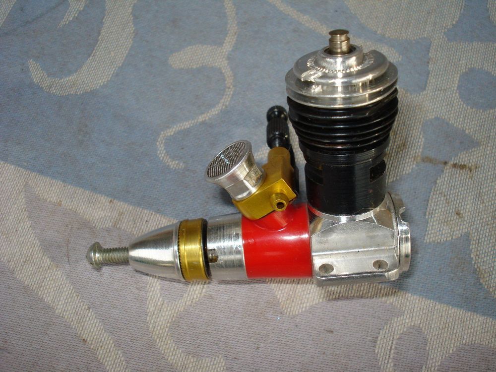 Cox Motor 0.8ccm (Neu und originalverpackt) in eyholz für CHF 89 – mit ...