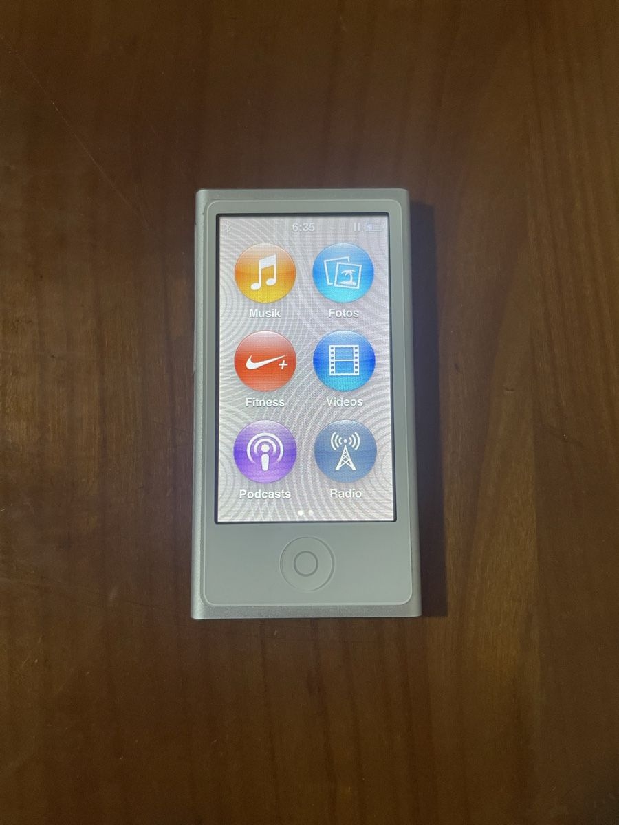 Apple iPod Nano 7. Generation, Silber, Top Zustand! (Gebraucht) in ...