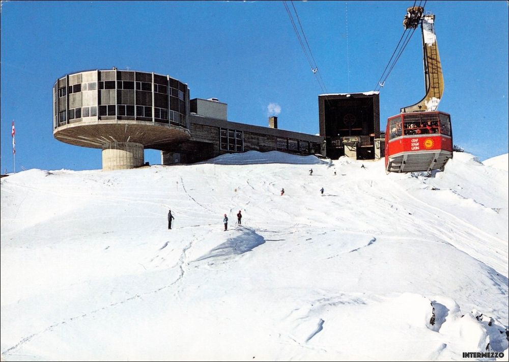Laax GR // Luftseilbahn Crap Sogn Gion rote Gondel Winter (Gebraucht) in Basel für CHF 10 – mit ...