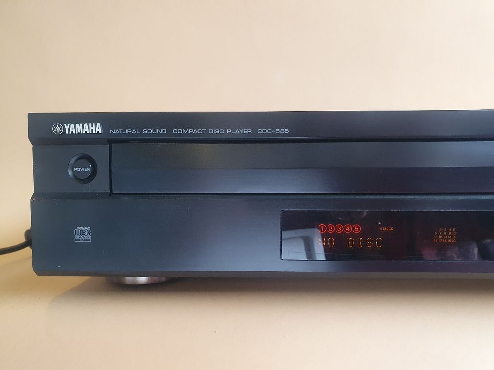 Yamaha cdc 585 cd player 5 cds (Gebraucht) in Zürich für CHF 10 – nur Abholung auf Ricardo kaufen