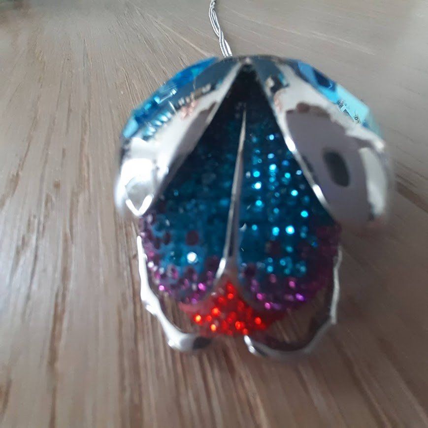 Swarovski Skarabäus Statement-Stück an langer Sautoire Kette (Neu ...