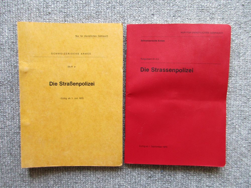 2 Reglemente Schweizer Armee "Die Strassenpolizei" (Gebraucht) in Schafisheim für CHF 2.5 – mit ...