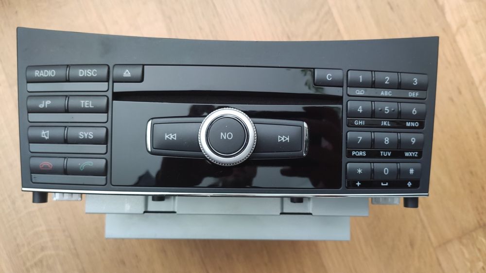 Mercedes W212 Comand NTG4 Comand Audio Radio A2129069900 (Defekt) in ...